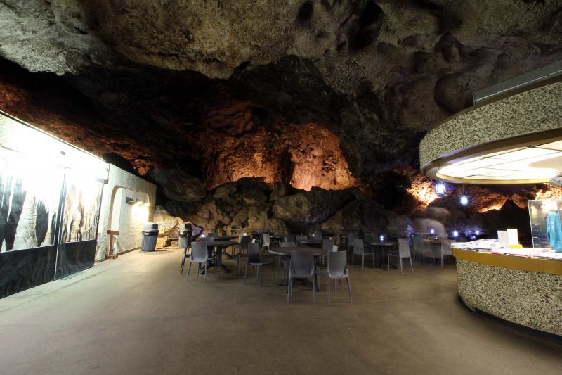 Spend Your Summer at Carlsbad Caverns